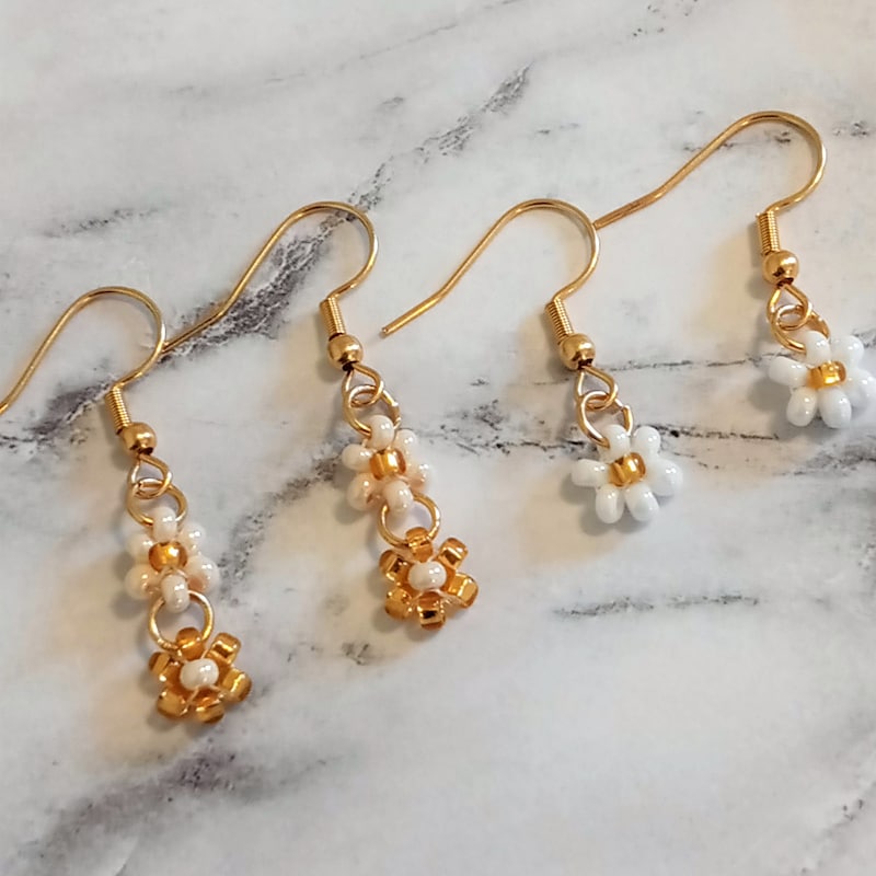 Daisy Beaded Earrings - Etsy