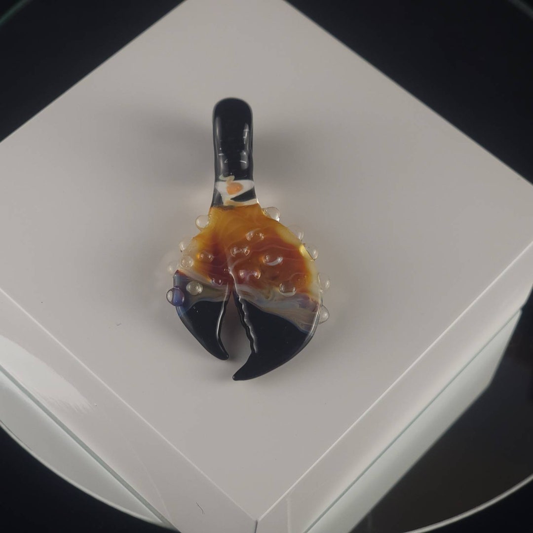 Hand Sculpted Borosilicate Glass Crab Claw Pendant - Etsy