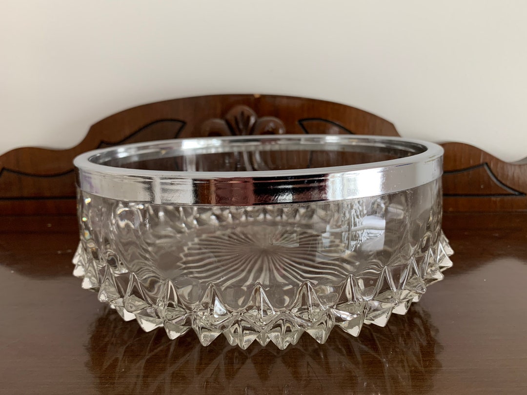 Vintage Chrome Trim Glass Bowl/serving Bowl - Etsy