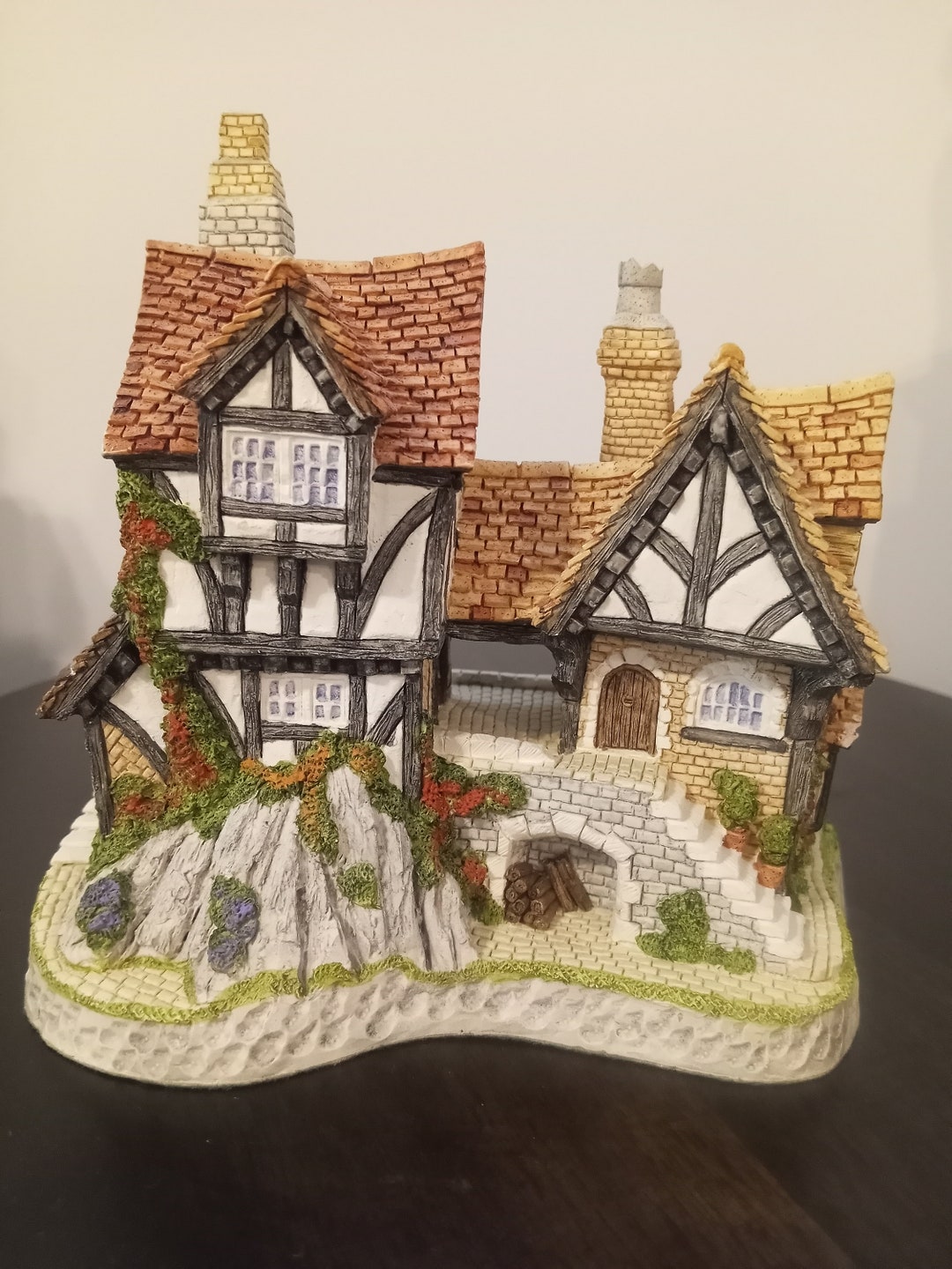 David Winter Cottage's Will-o-the Wisp - Etsy