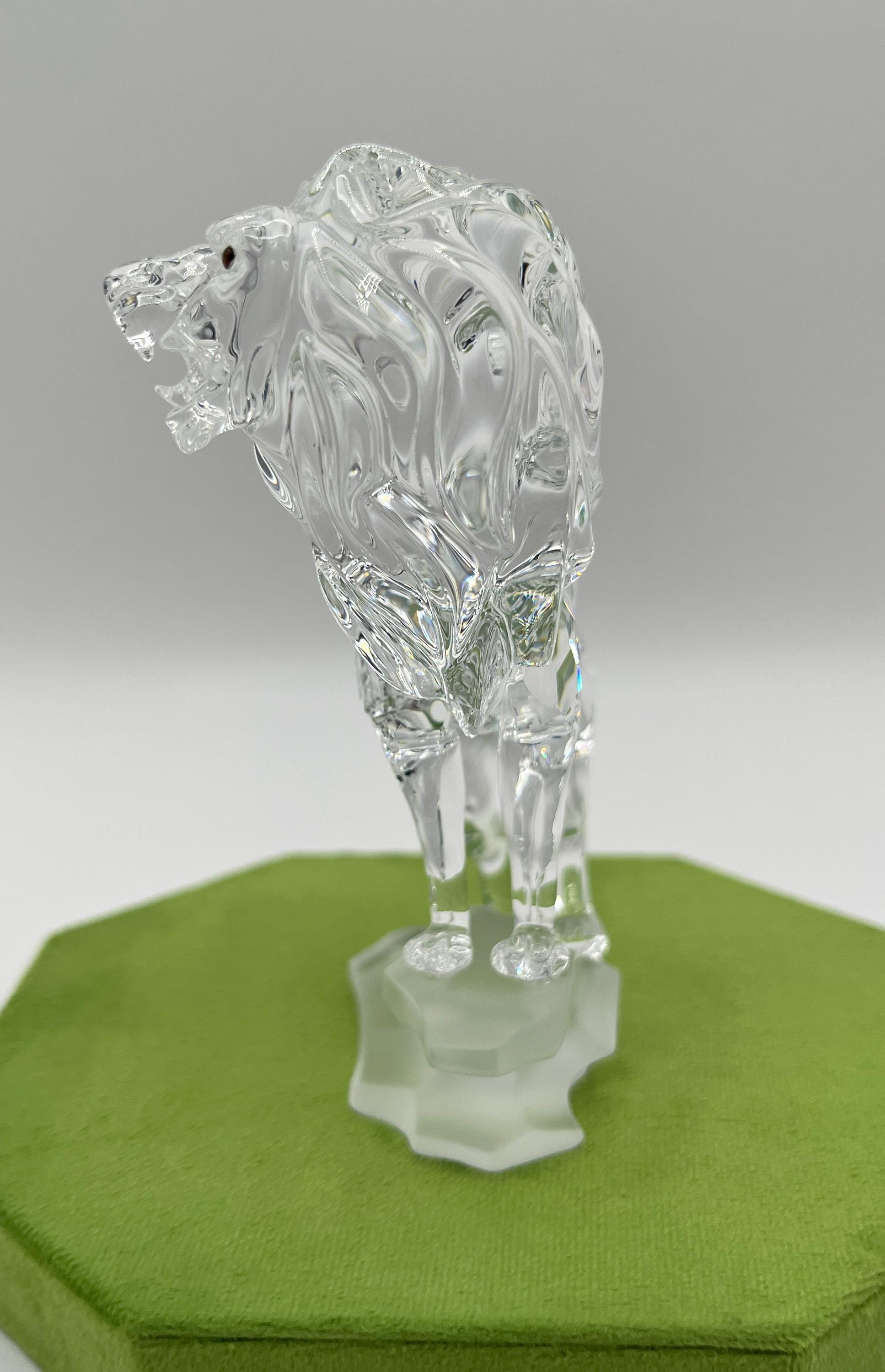 Swarovski Lion on Rock #269377 - Etsy Swarovski Lion on Rock #269377 - Etsy