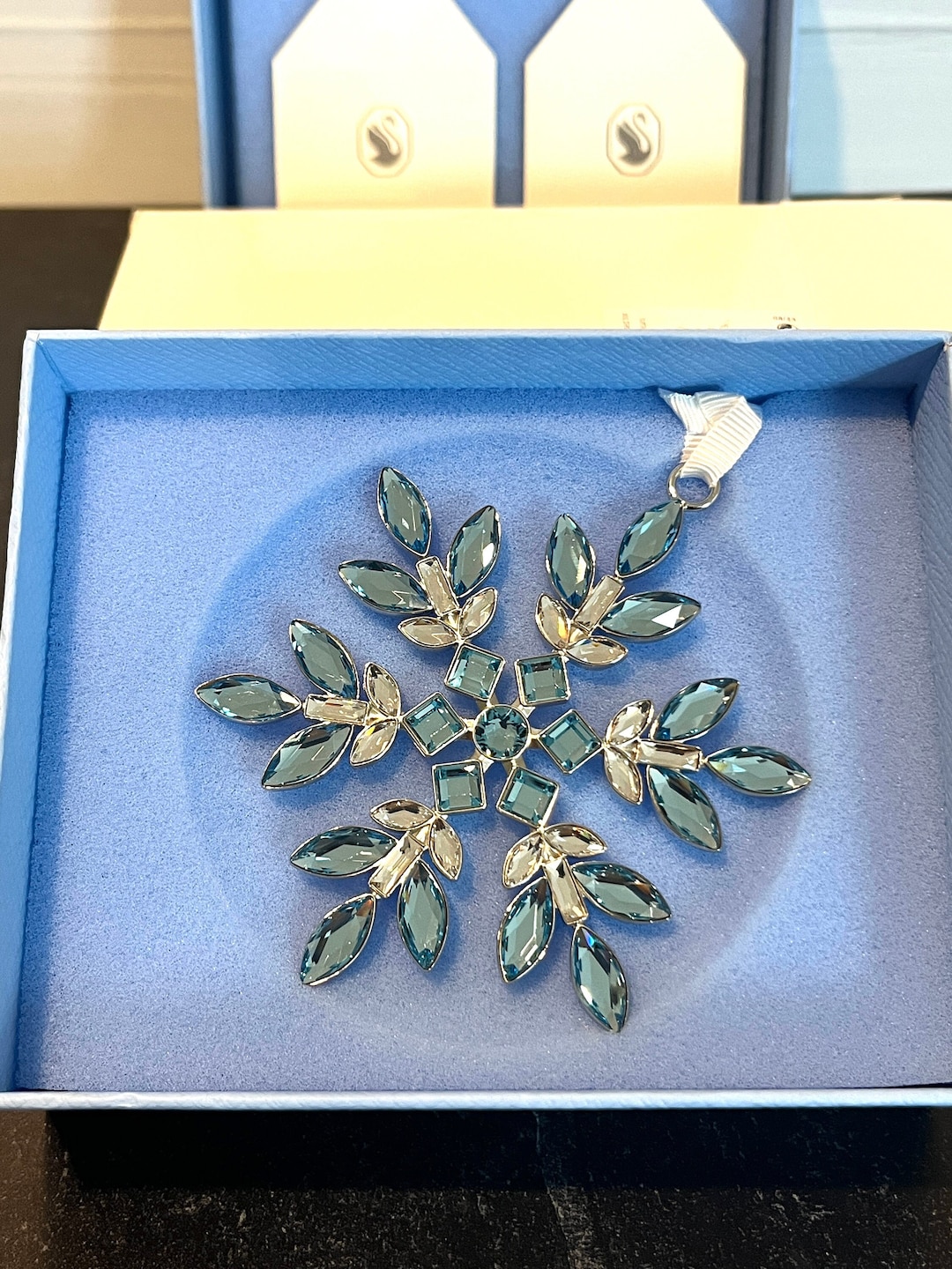 Swarovski NYC Flagship Store Exclusive Gema Ornament 5681007 Limited ...