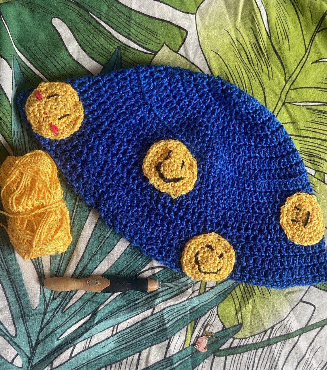 Smileys Bucket Hat- Crochet Pattern - PDF Model - Etsy