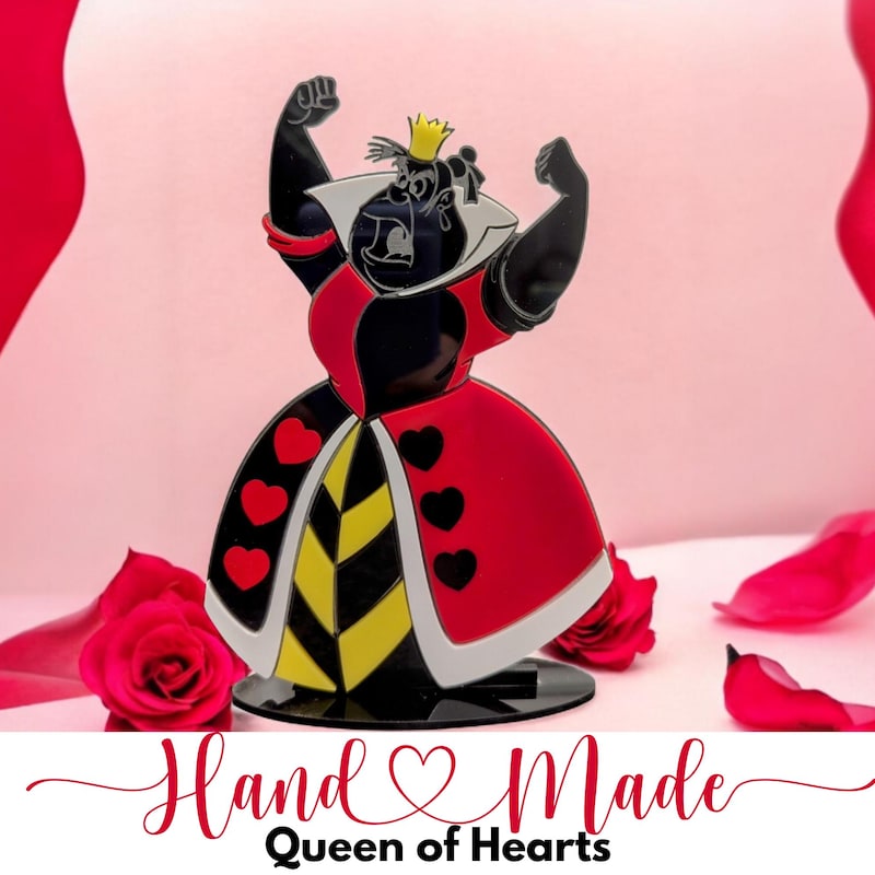 Queen of Hearts Centerpieces - Etsy