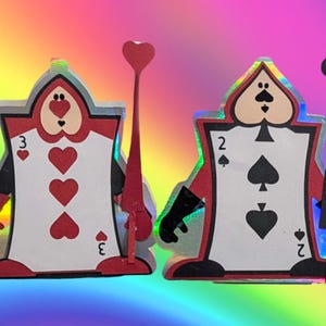 Alice in Wonderland Card Soldiers Figurines With Holographic Cardstock ...
