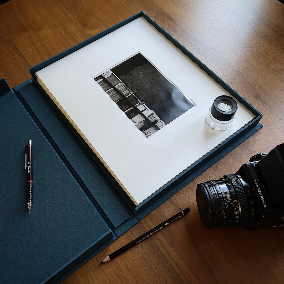Solander/ Clamshell Box for Darkroom Photographic Prints, Portfolio ...