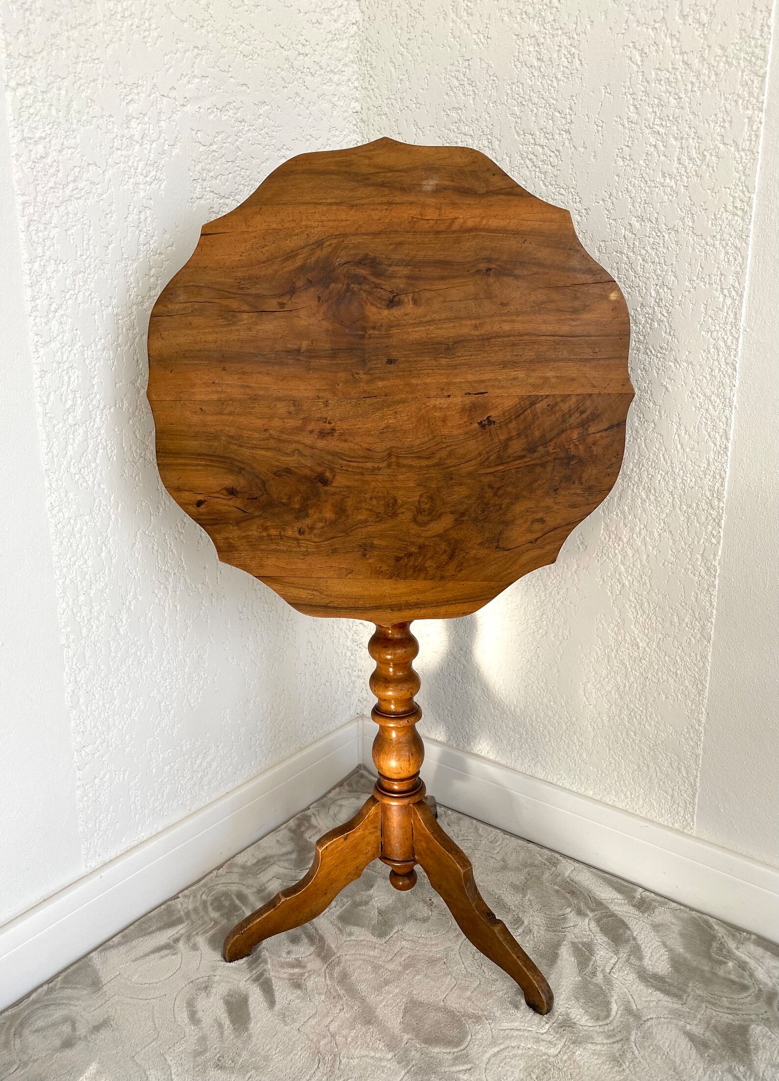 French Pedestal Table/solid Wood Small Round Tripod Table With Drawer, Antique Side Table ...