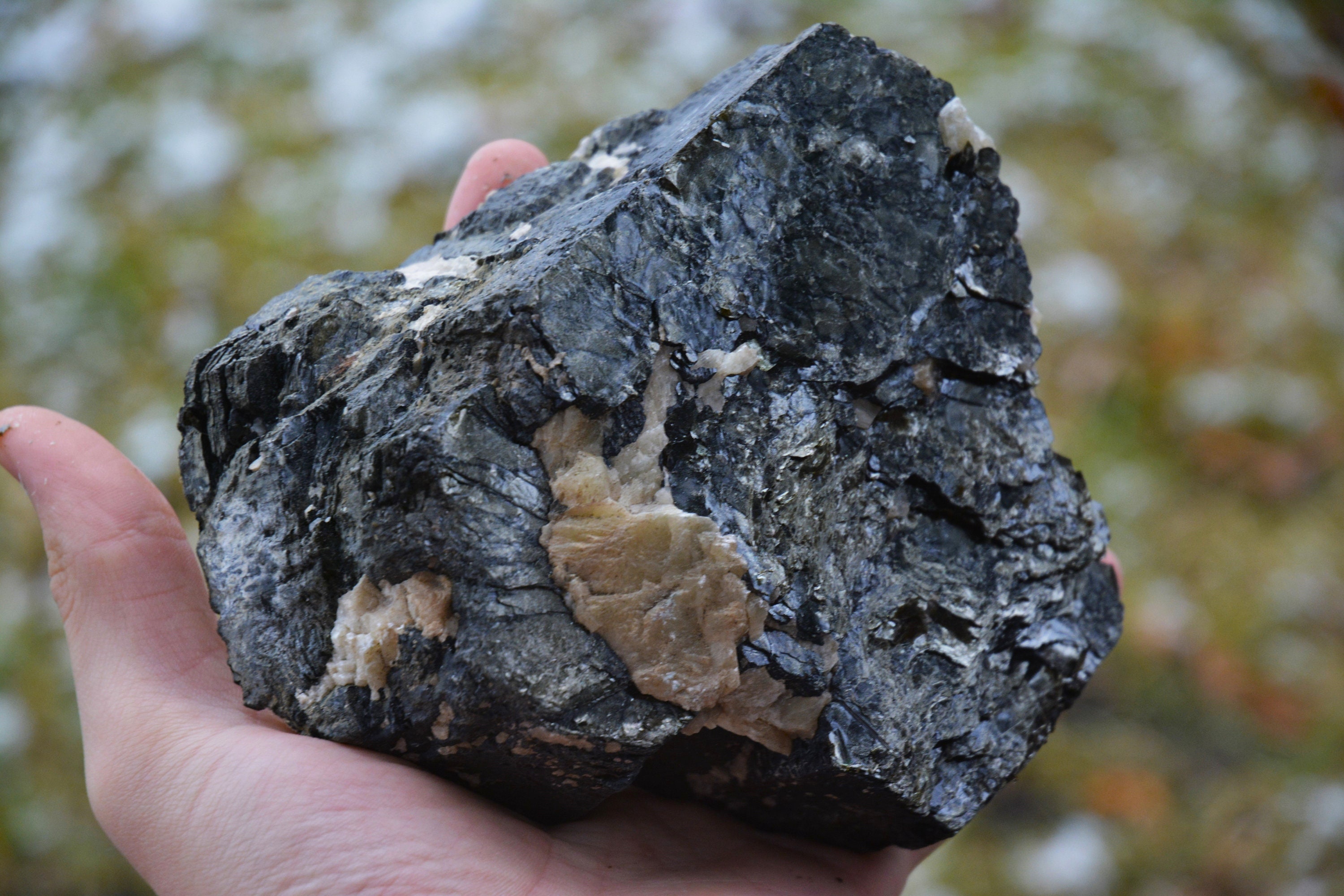 BIOTITE MICA CRYSTALS From Cardiff, Ontario, Canada - Etsy