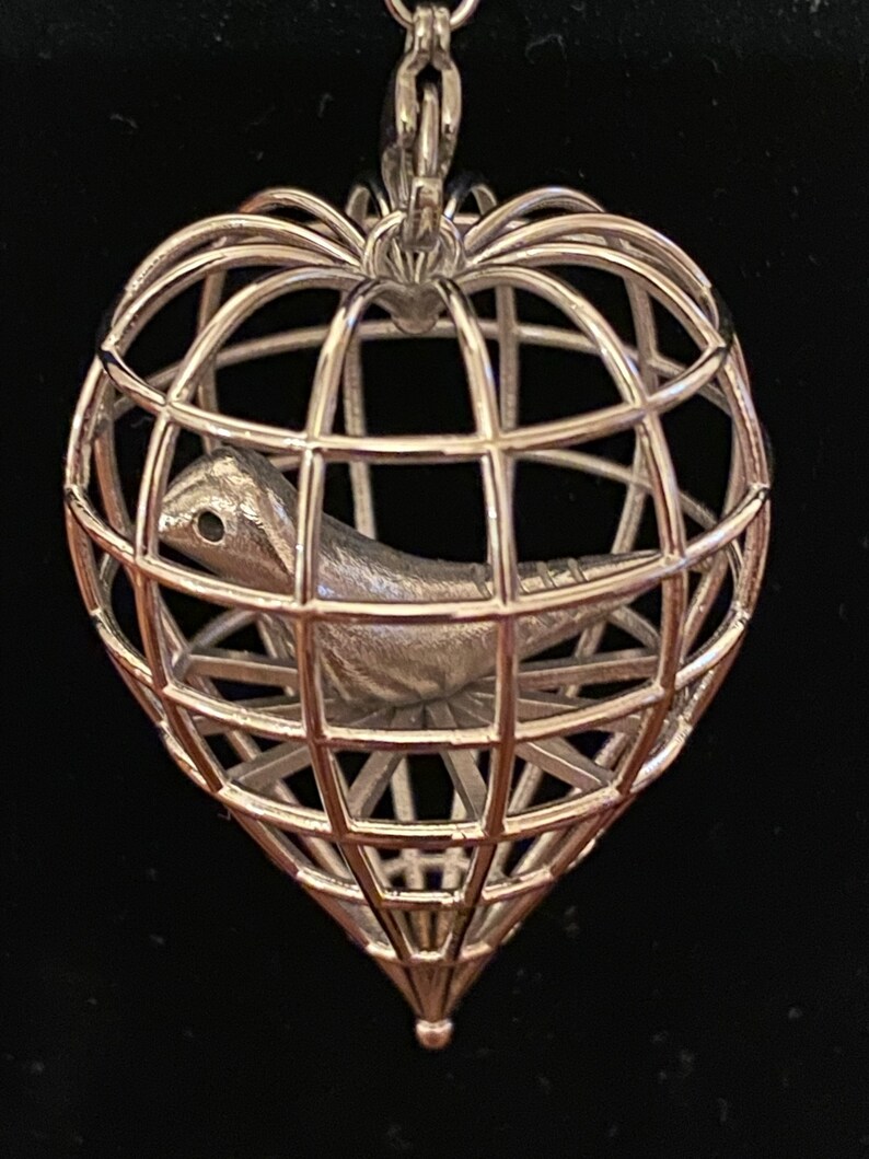 3D Model STL File Bird in Heart Cage Pendant or Ornament - Etsy