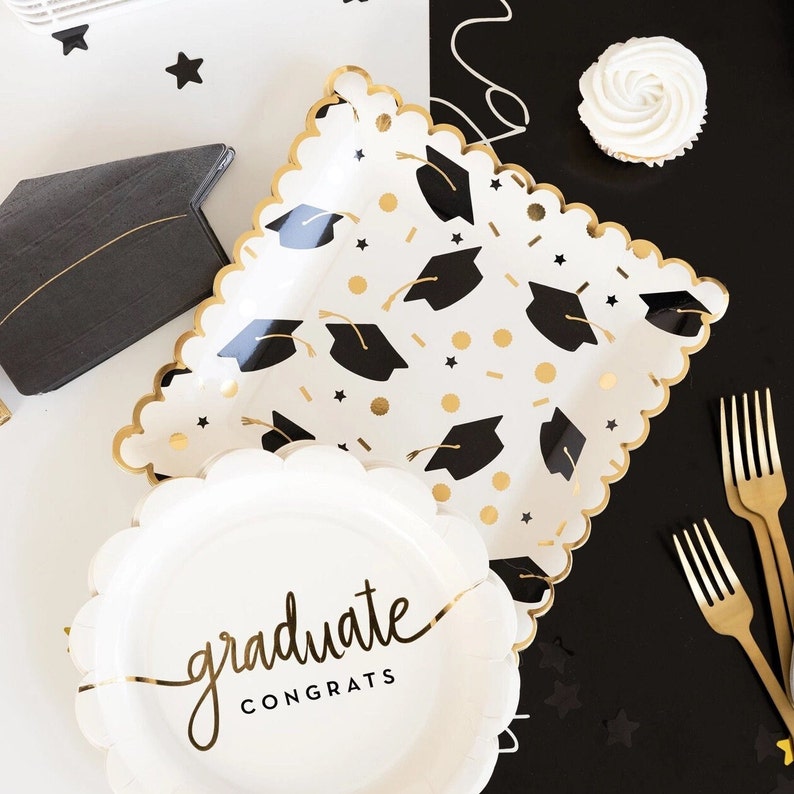 Graduation Cap Shaped Paper Napkins set of 18 Graduation Napkins, Class ...