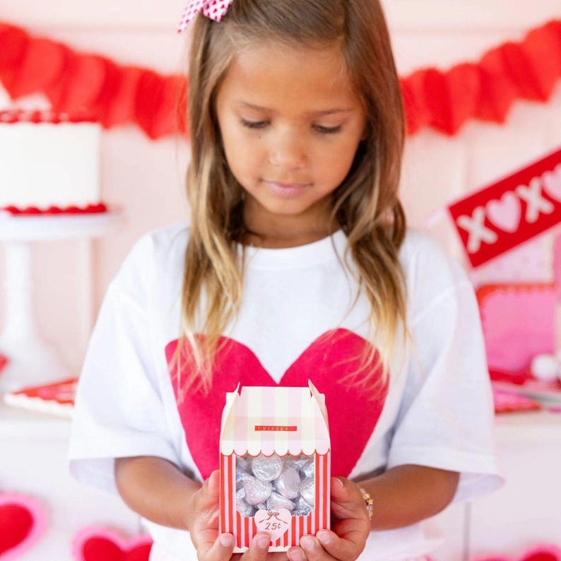 Kissing Booth Treat Boxes | Valentine’s Day Favor Boxes | Party Treat ...