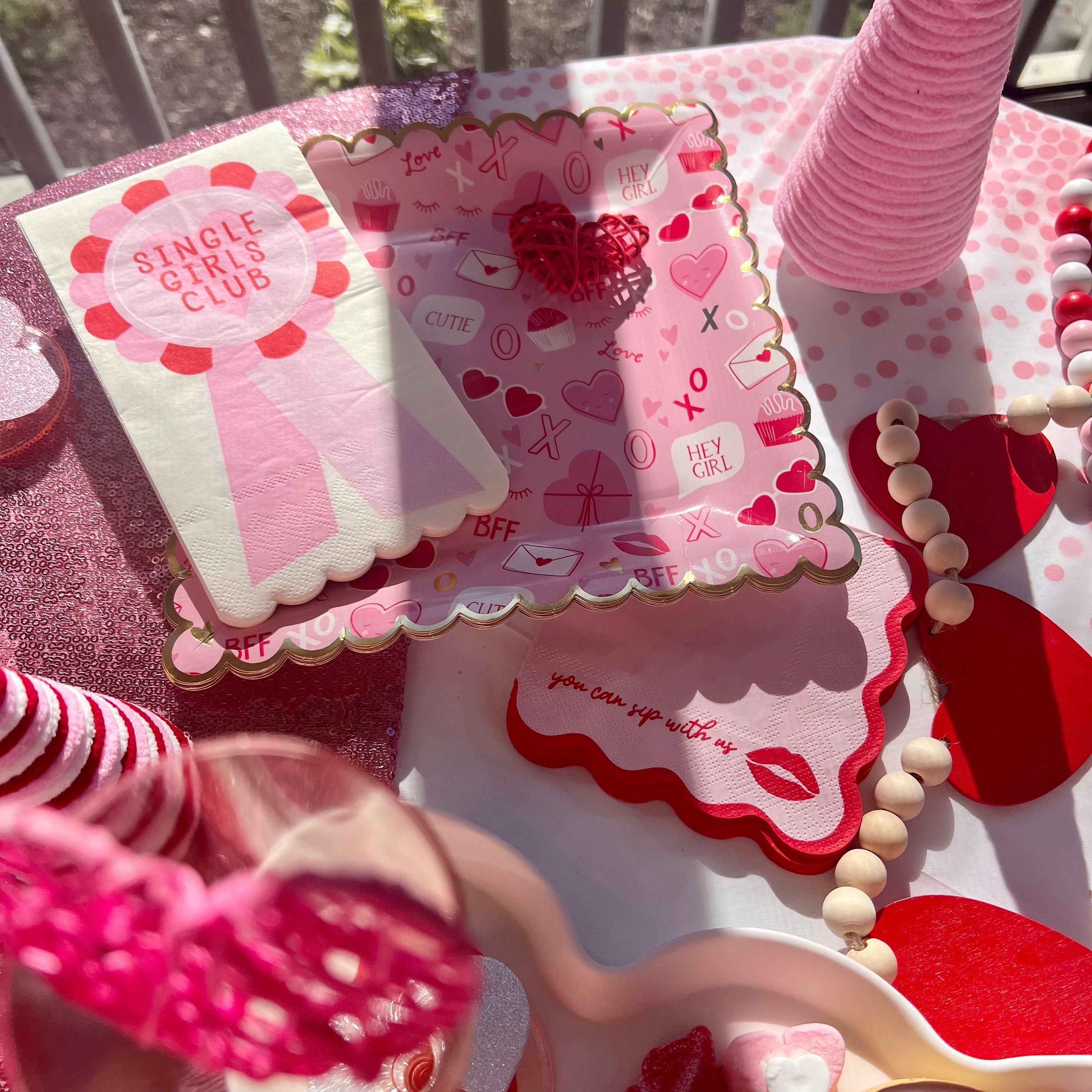 Valentine Day Plates Square Heart and Kisses Plate, Valentine Plates ...