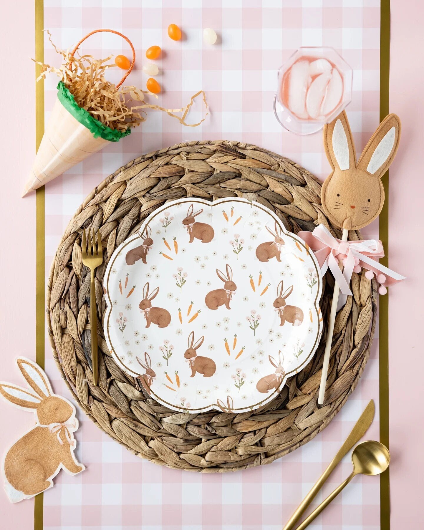 Easter Bunny Paper Plates Easter Plates set of 8 Scalloped Paper Plates ...