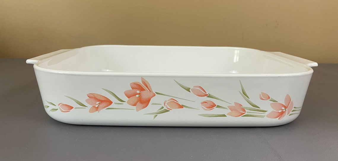 Corning Ware in Peach Floral Pattern Casseroles With Glass Lids/ Open ...