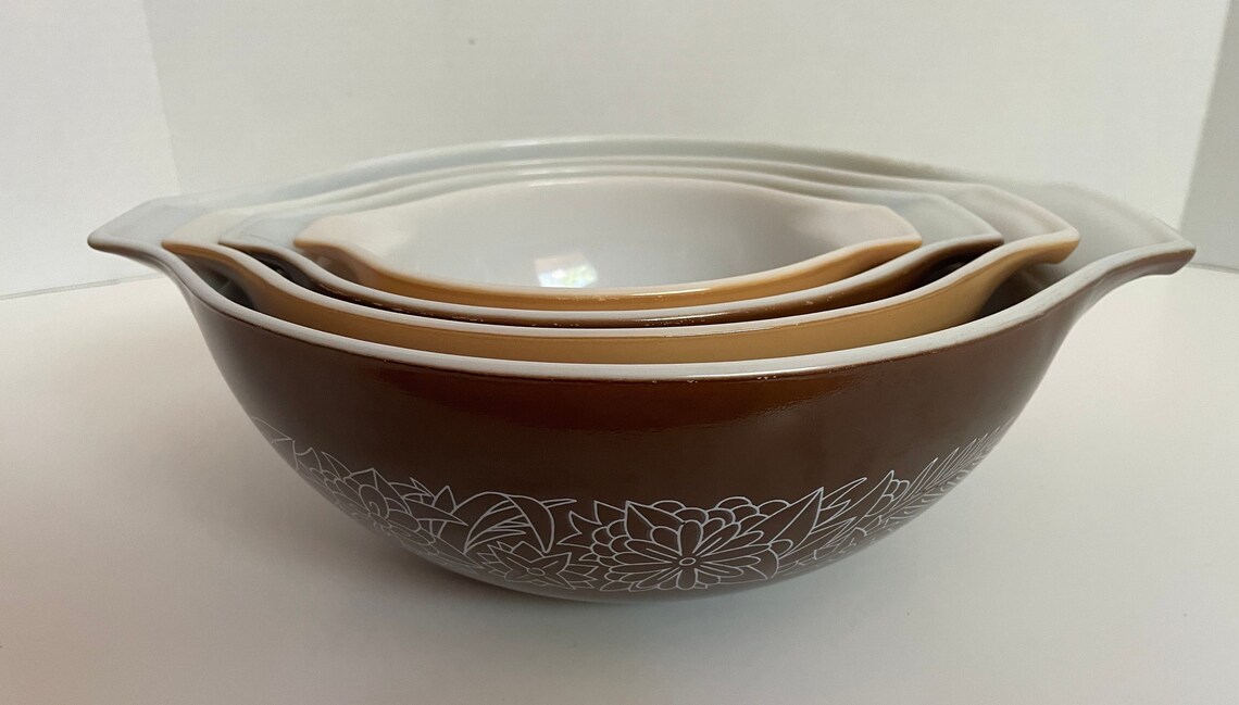 Pyrex Woodland Cinderella 4 Nesting Bowls Set Vintage Corning, 444, 443 ...