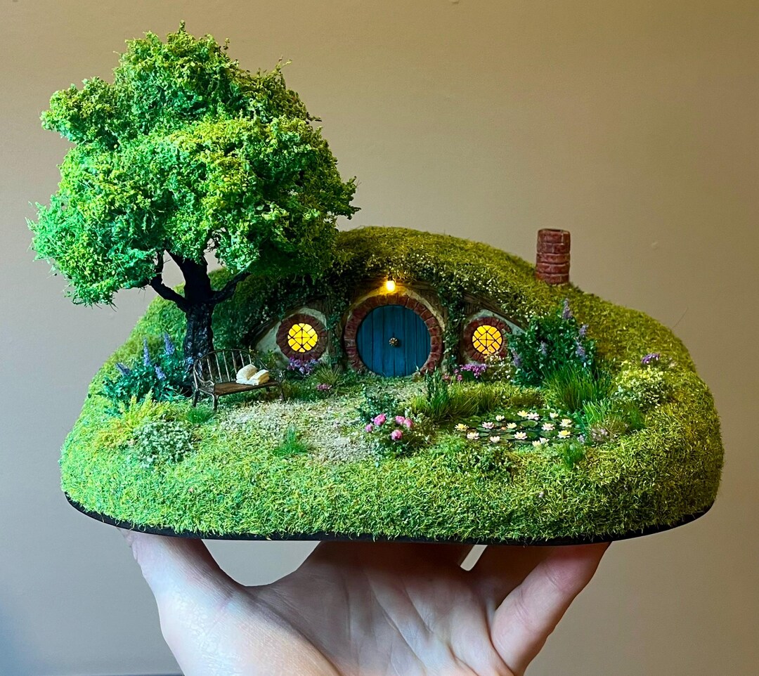 Handmade Hobbit Hole | Miniature Hobbit House House | Fantasy Book ...