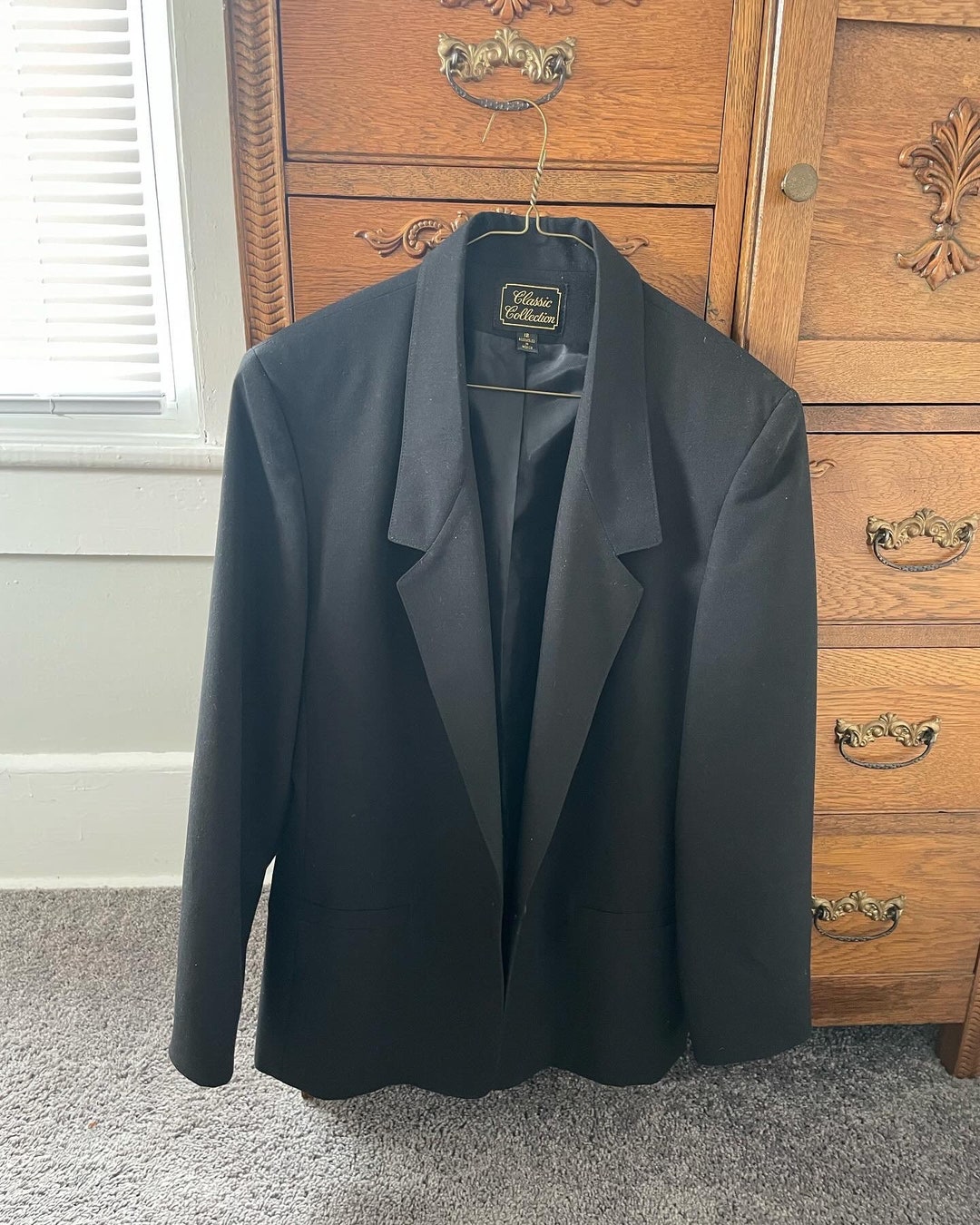 Vintage Black Blazer With Padded Shoulders & Button Closure - Etsy