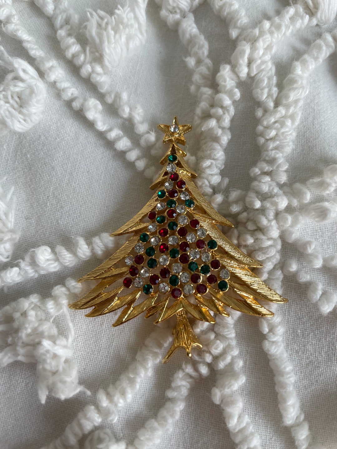 Vintage Christmas Tree Broach - Etsy