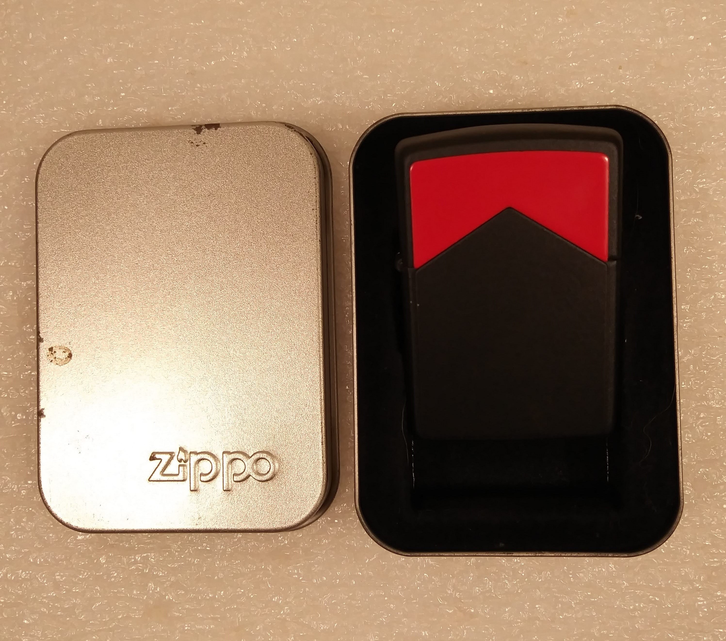 Vintage 1995 Zippo Lighter Marlboro Red Roof Black Matte Unfired Tin ...