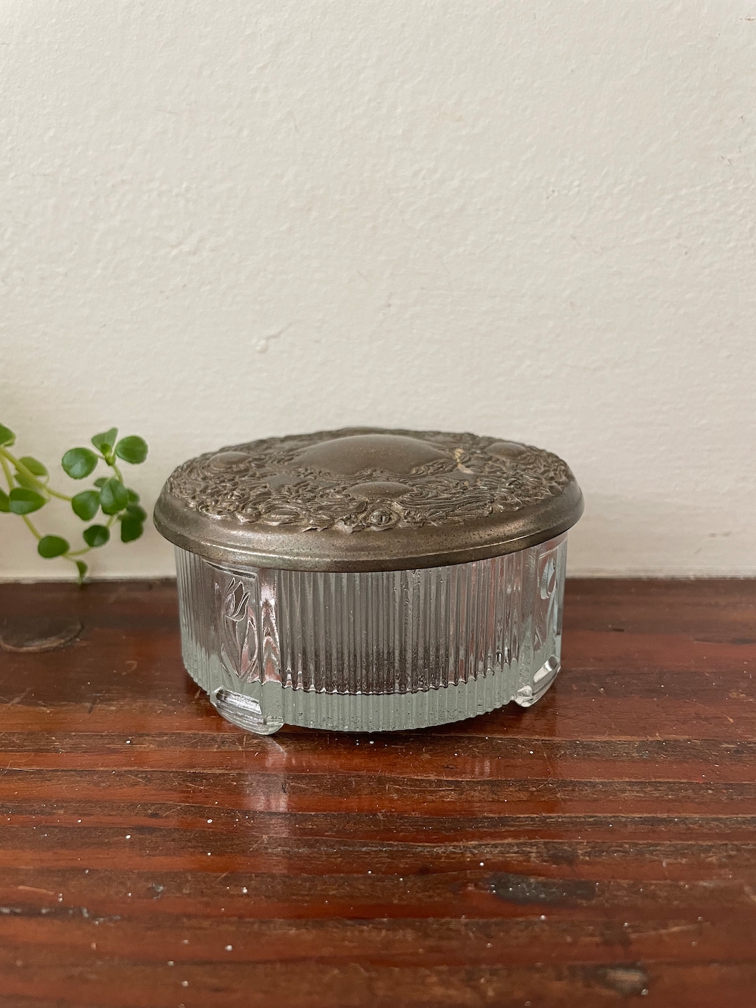 Vintage Glass Powder Dish With Silver Plated Metal Lid, Tulip Design on ...