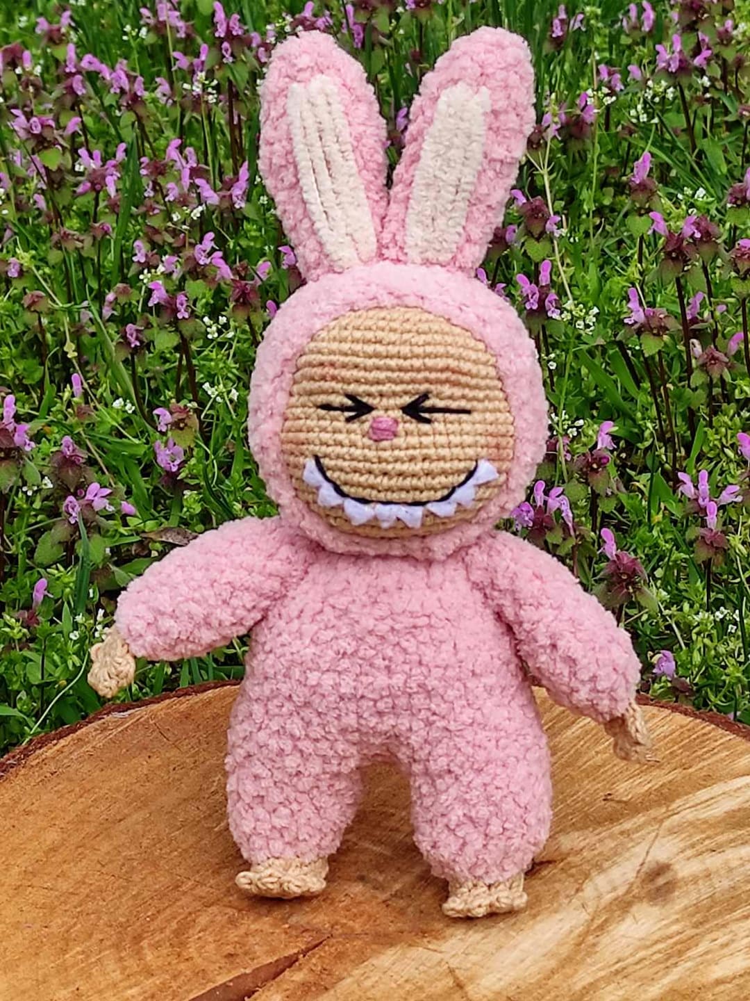Art Labubu Monster Amigurumi, Labubu Emotes, Bad Bunny Elven Character ...