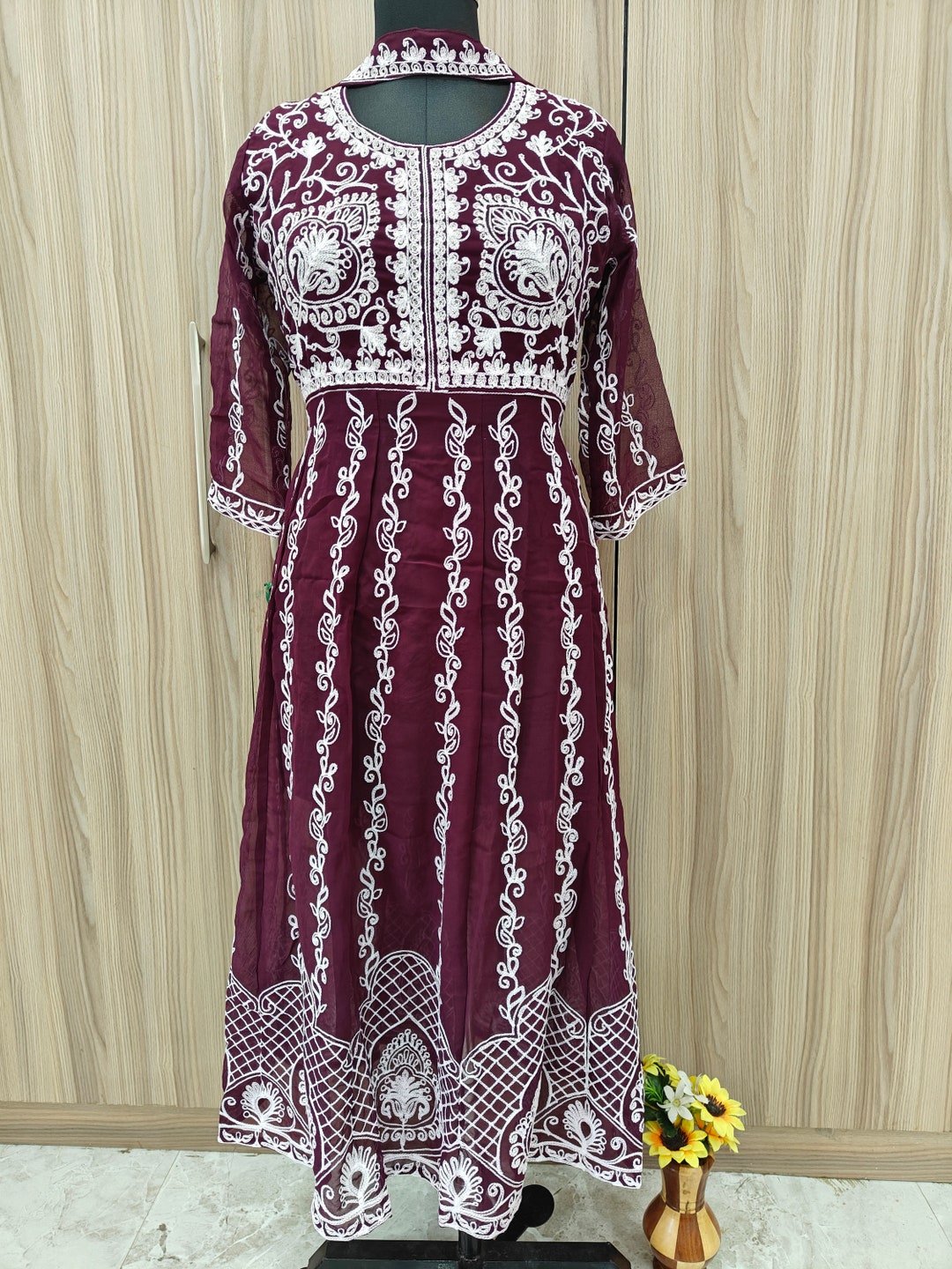 Anarkali Kurta Lucknow Chicken Work Anarkali Kurta Pakistani Dress ...