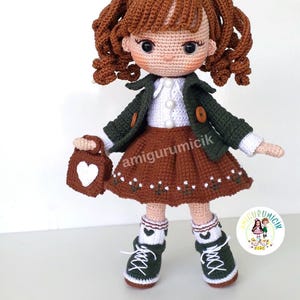 Instrucciones detalladas de crochet del modelo Muñeca Amigurumi Polly ...