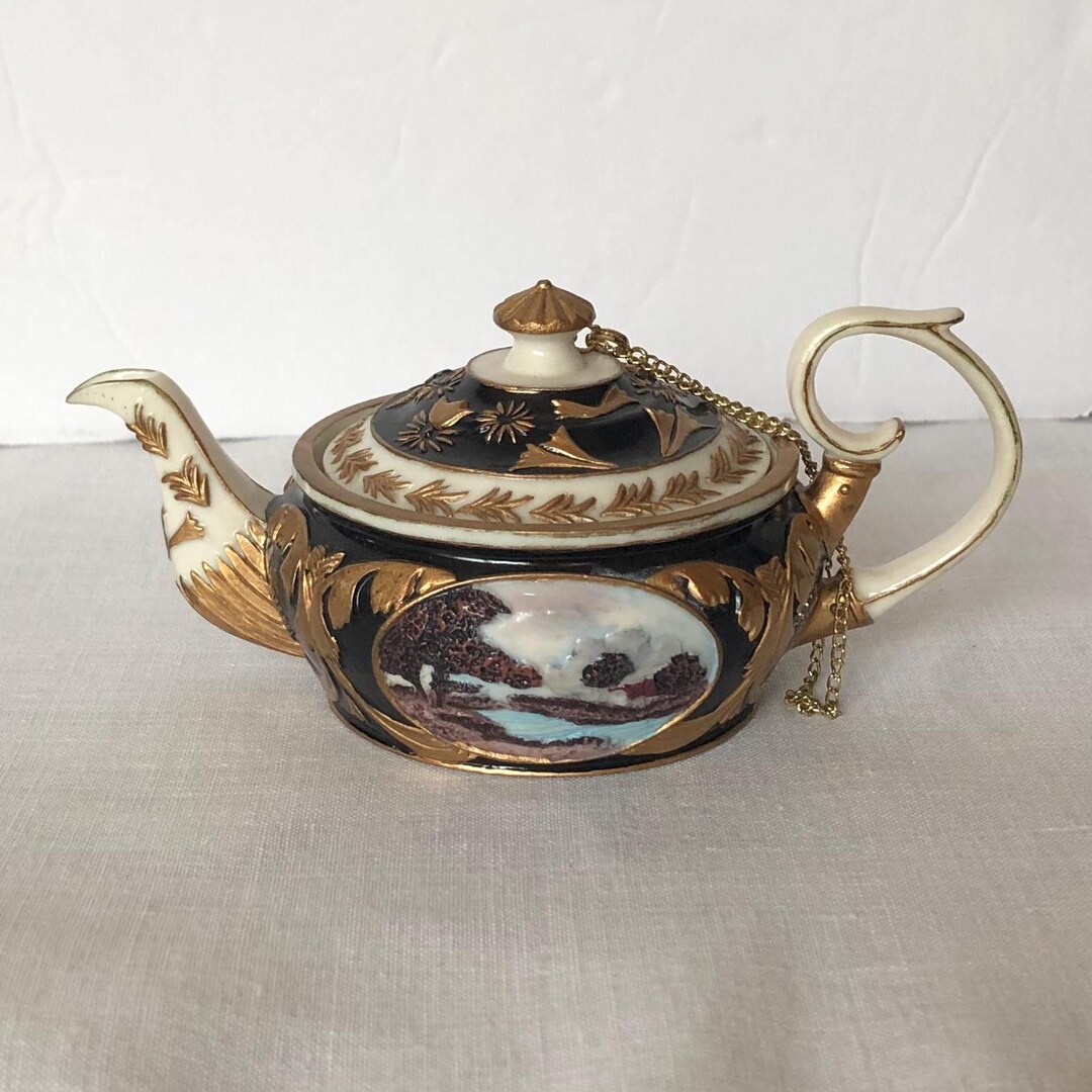 Nini Mini Teapot Keepsake/trinket Box; Hand Painted Carved Resin ...