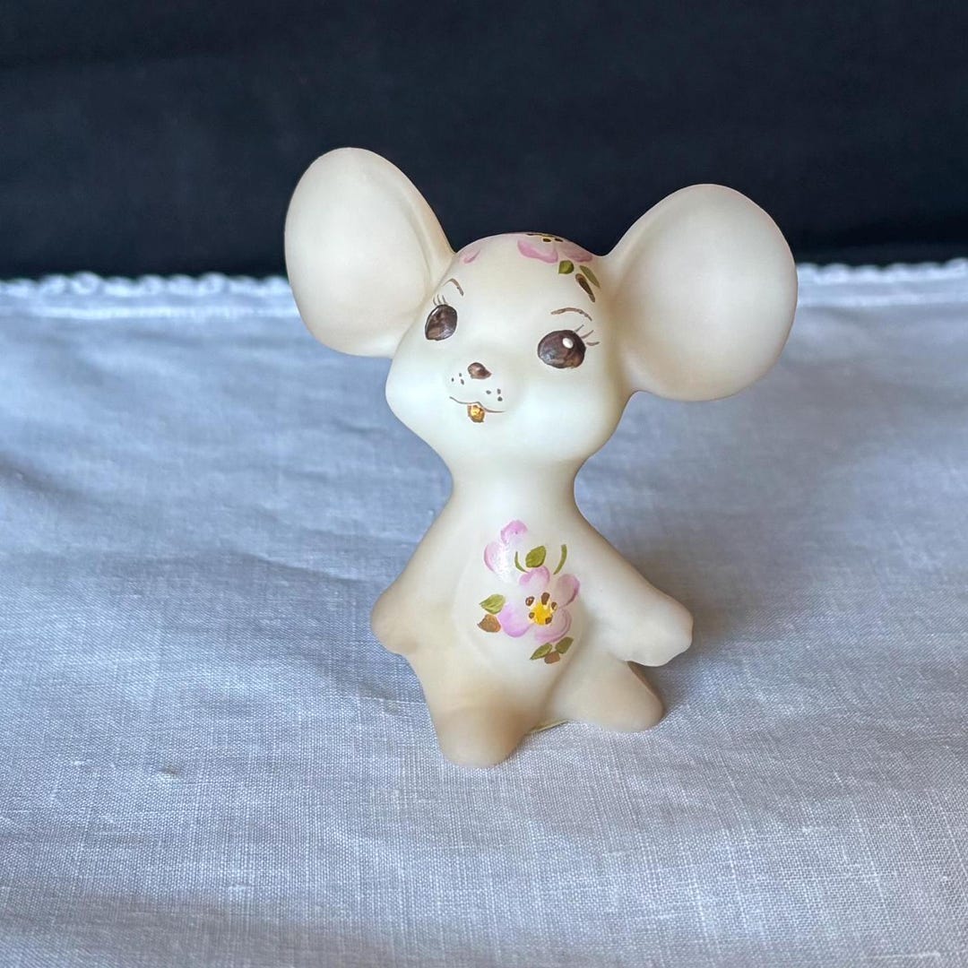 Cute Fenton Satin Finish Glass Mouse Figurine; Hand Painted and Signed ...