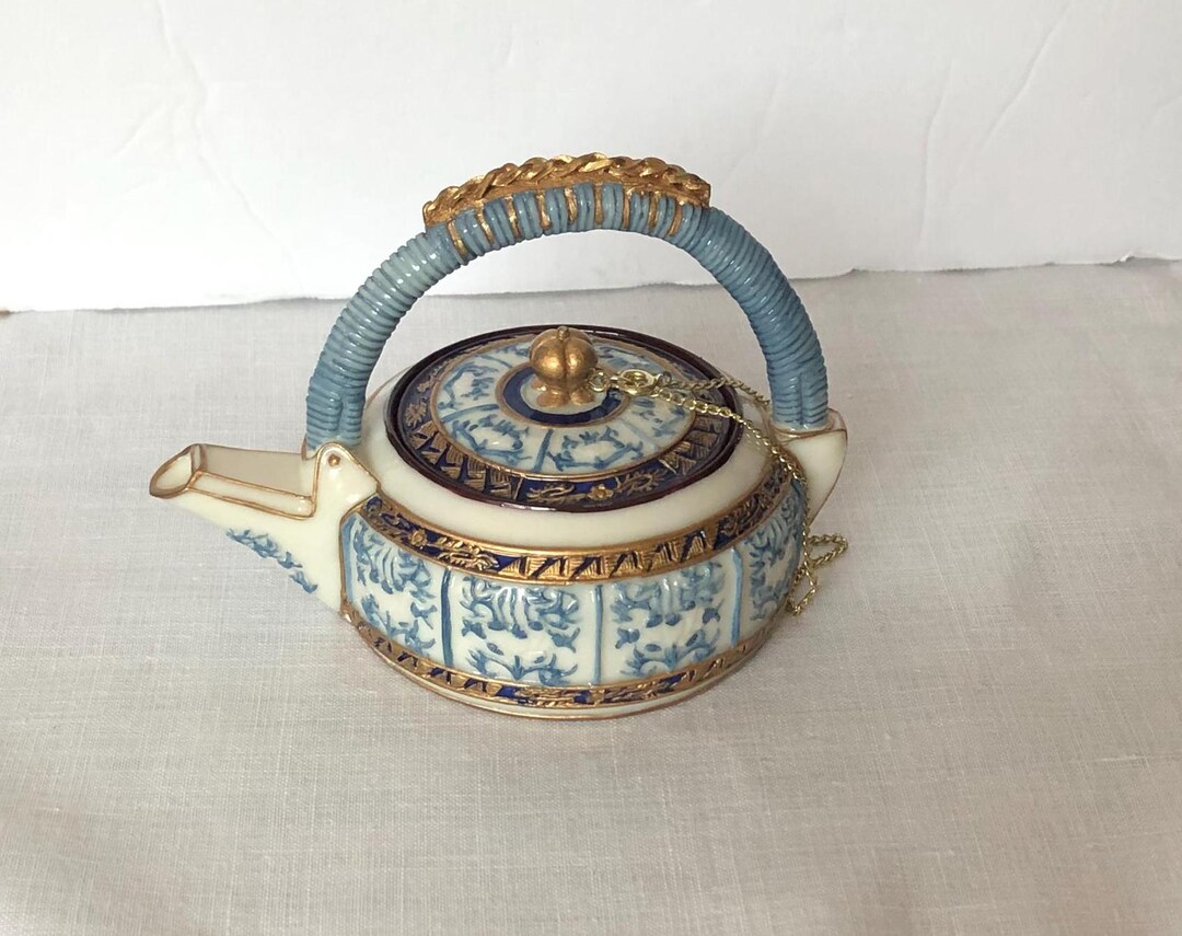 Nini Mini Teapot Keepsake/trinket Box Hand Painted Carved Resin Blue ...