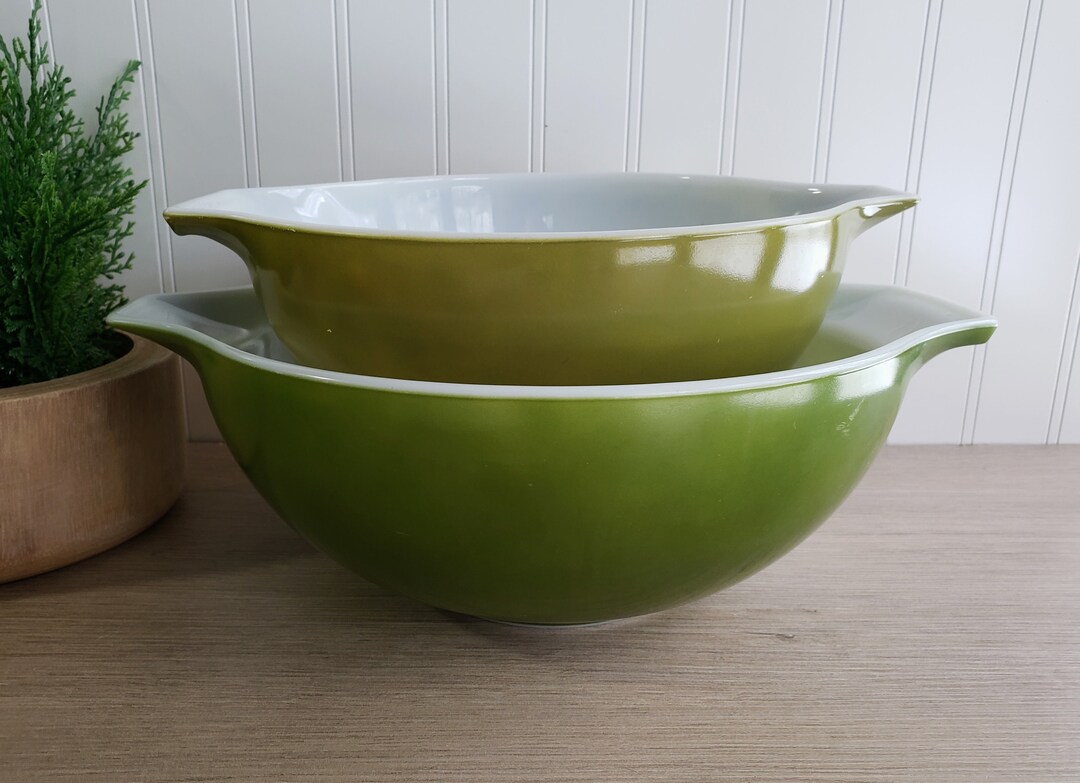 Vintage Pyrex Verde Green Cinderella Nesting Bowls 2 Piece Set - Etsy