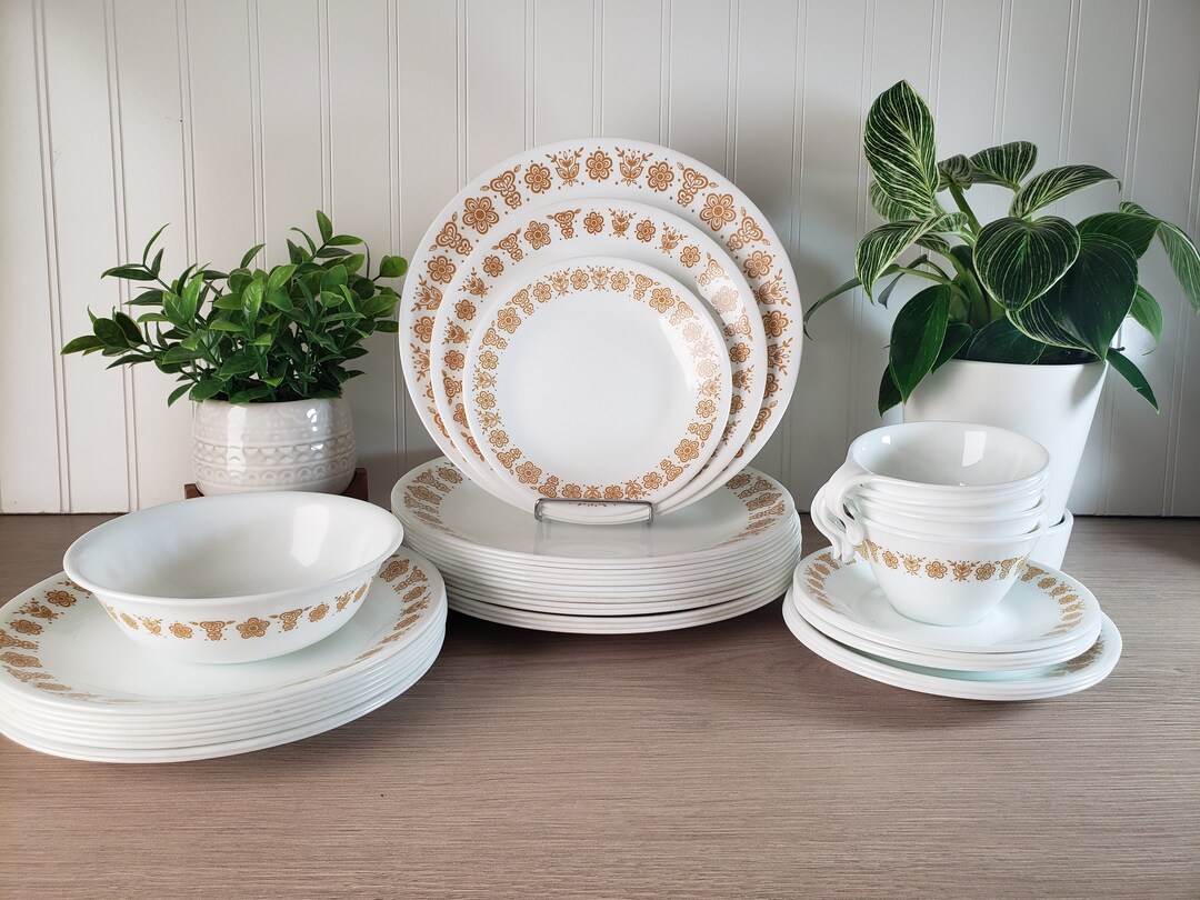Vintage Corelle Pyrex butterfly Gold Dinner, Salad Luncheon Plates ...