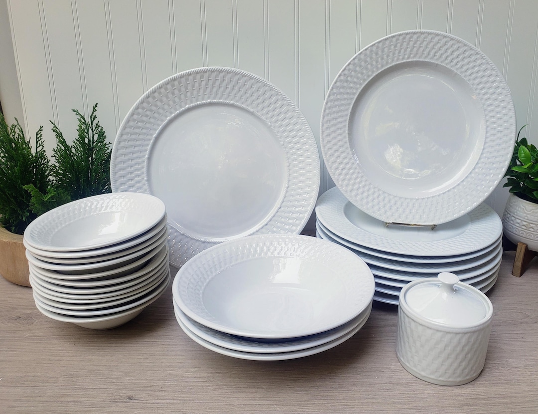 Oneida Westerly Wicker Dinner Plates / Fruit, Cereal, Soup Bowls / 9 ...