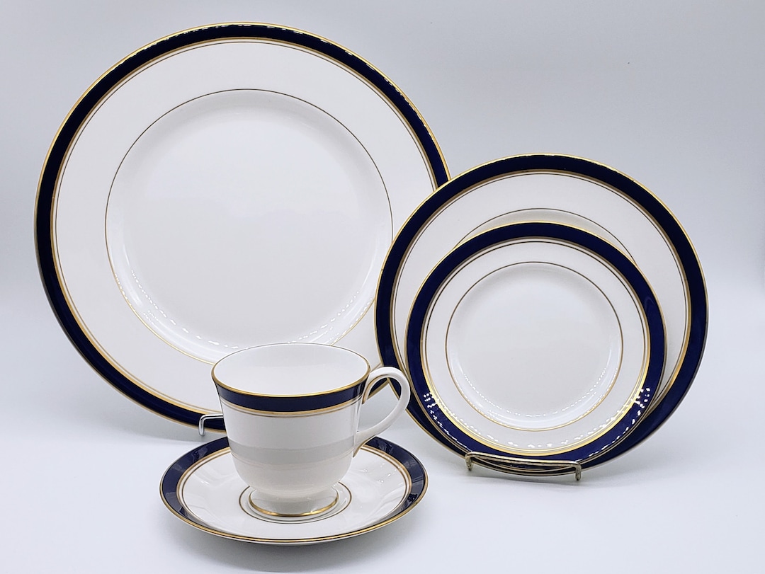 ROYAL WORCESTER Howard Cobalt Blue gold Trim and Verge 5 Piece Place ...