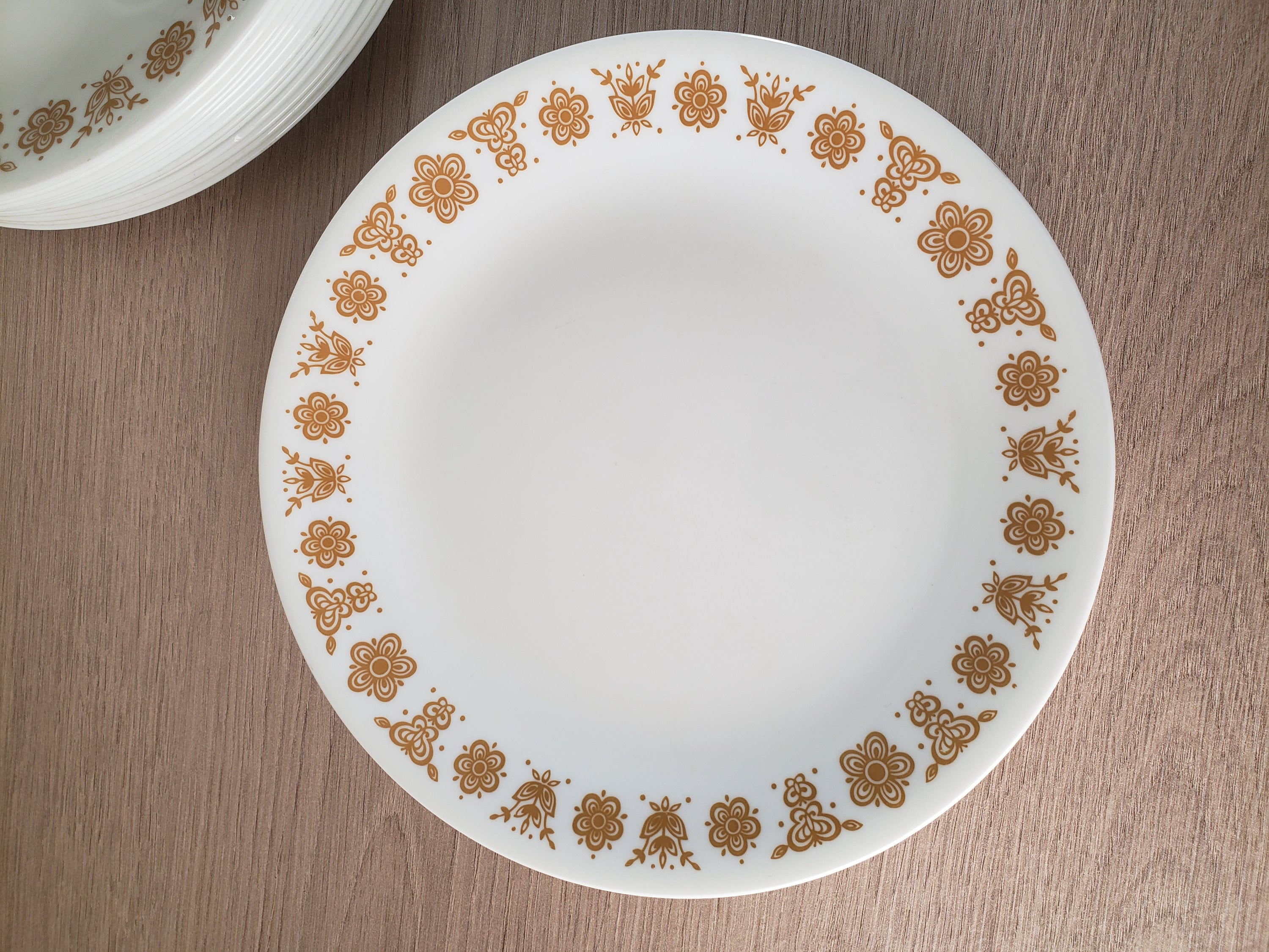 Vintage Corelle Pyrex "butterfly Gold" - Dinner, Salad - Luncheon ...