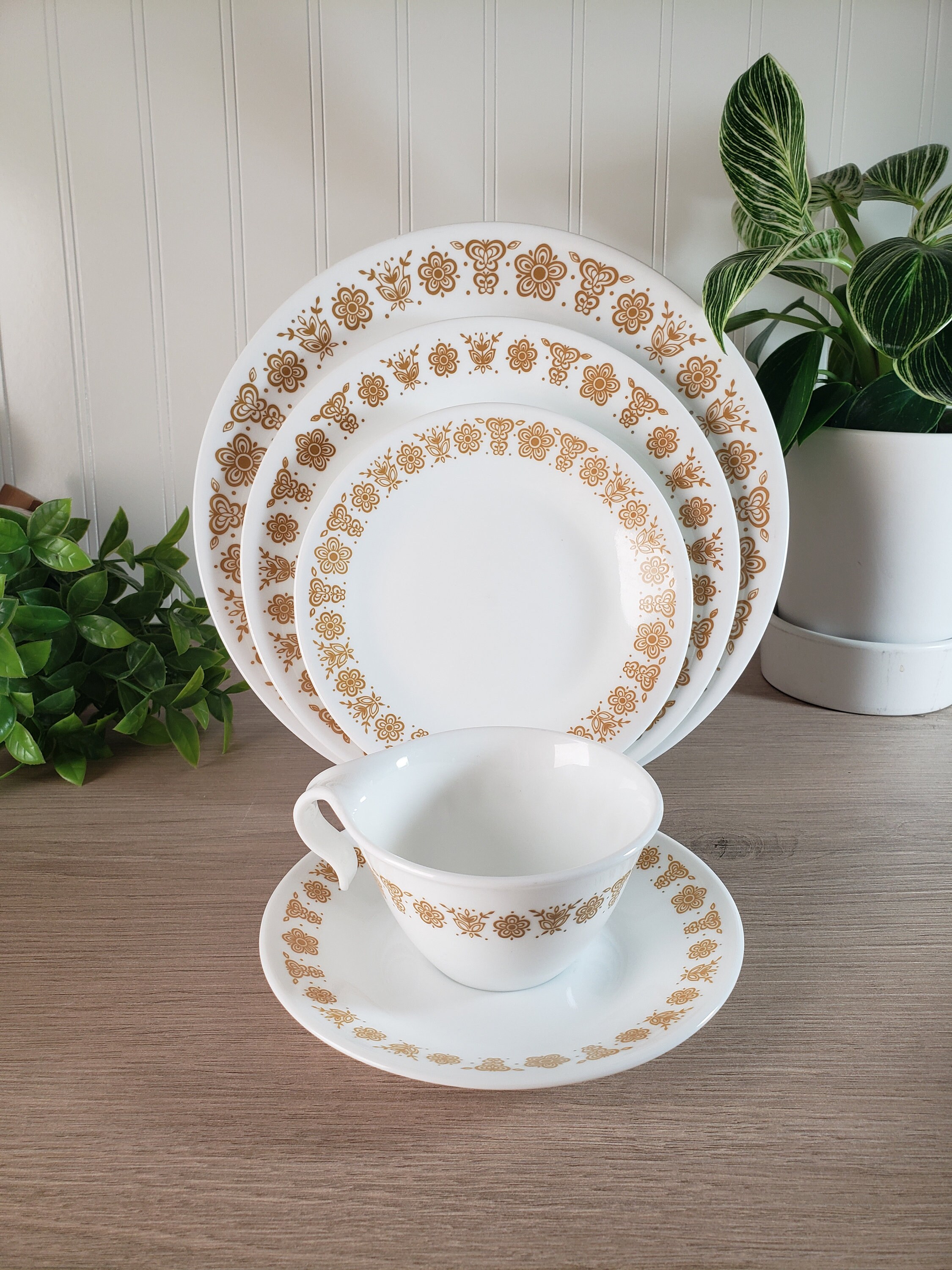 Vintage Corelle Pyrex butterfly Gold Dinnerware - Etsy