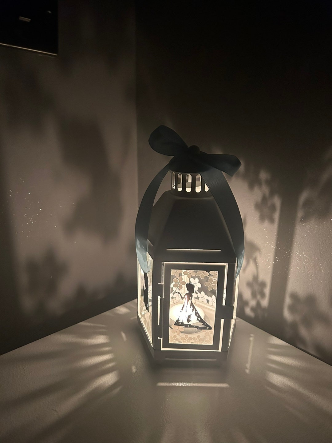 Disney Frozen Inspired Shadow Lantern - Etsy UK