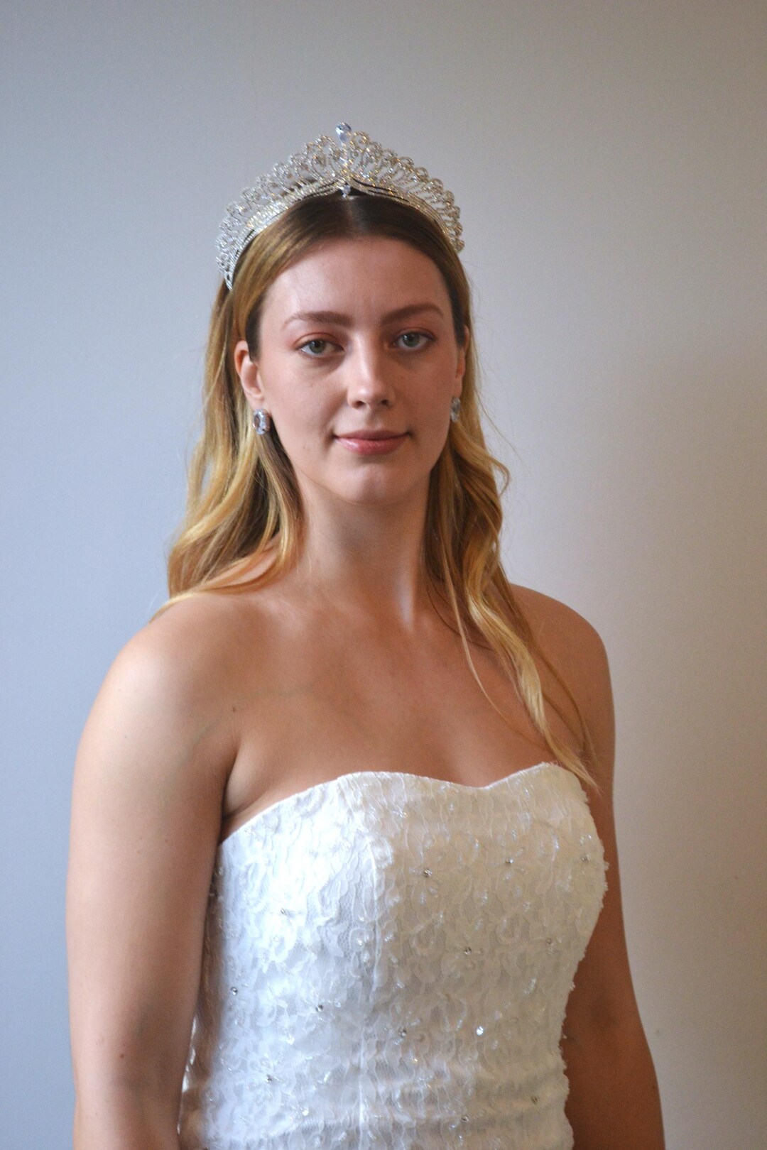 Handmade Beautiful Sliver Bridal Party Crown Tiara With Cubic Zirconia ...