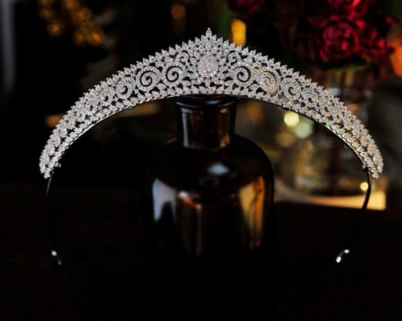 Handmade Beautiful Special Bridal Party Tiara Ellie Design With Nature ...
