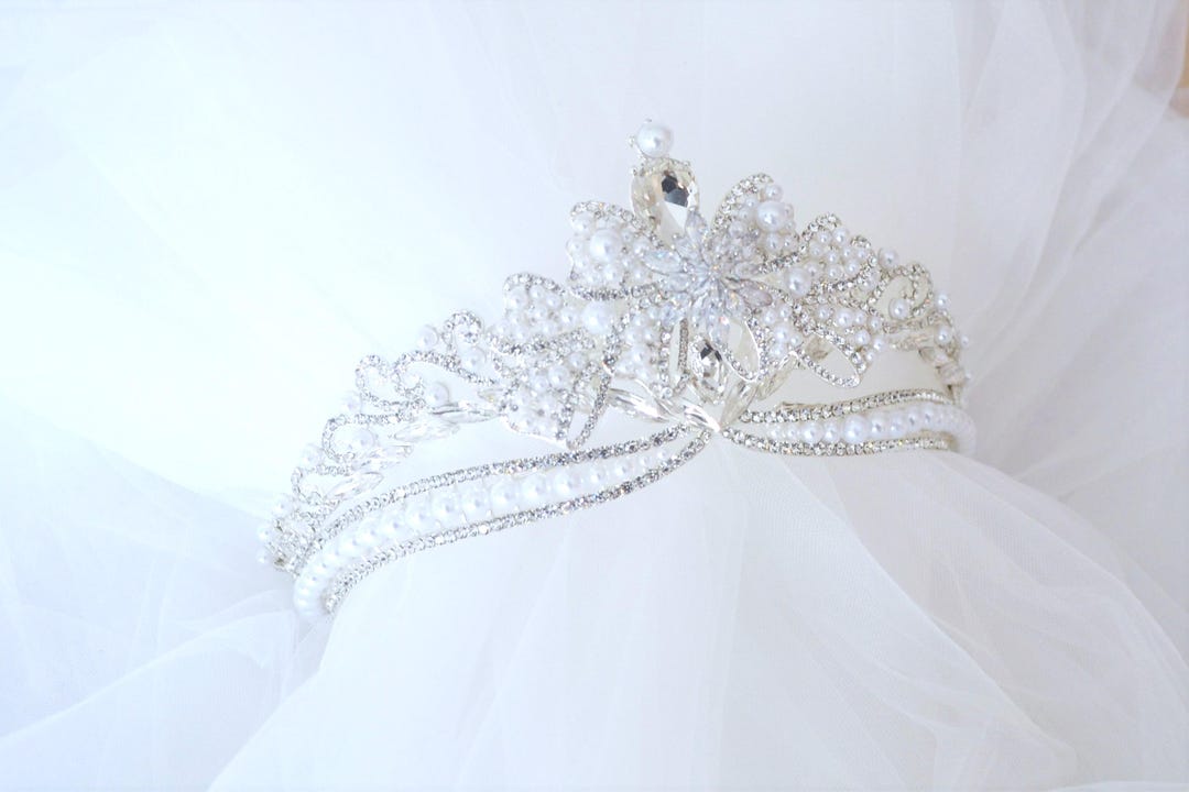 Handmade Beautiful Silver Bridal Party Tiara Crown With Cubic Zirconia ...