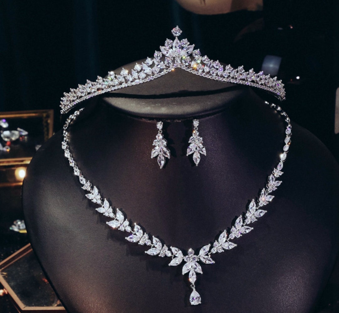 Handmade Beautiful Bridal Party Tiara, Earrings, Necklace and Bracelet ...
