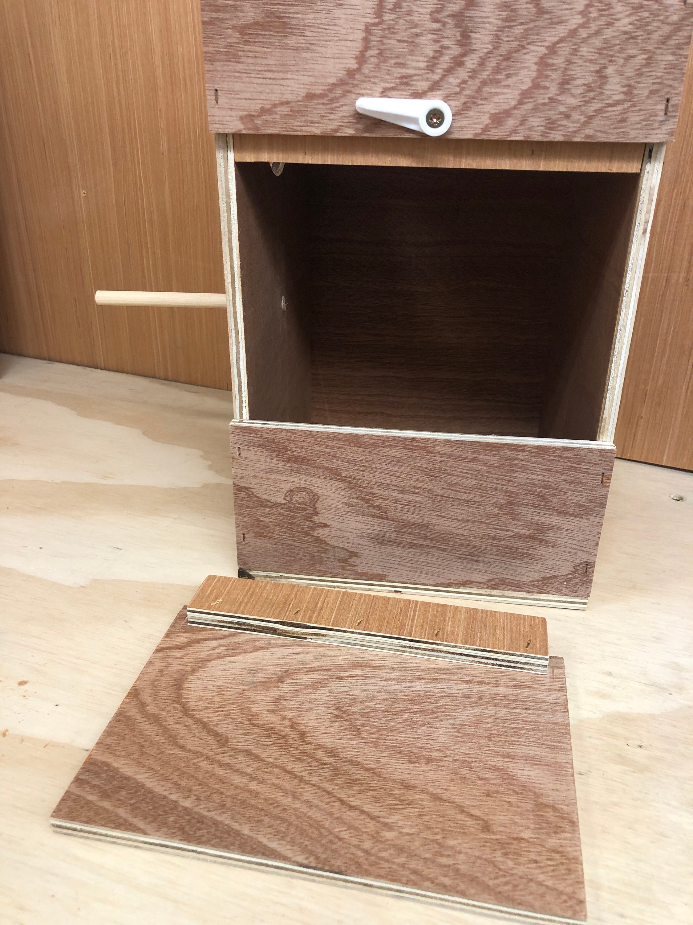 Cockatiel Nest Box 8 Inch Square 12 Inch High Kakariki Breeding Box - Etsy