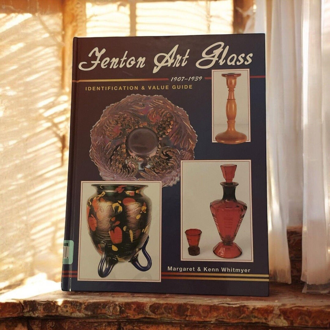 Fenton Art Glass, 1907-1939, Identification and Value Guide by Margaret ...