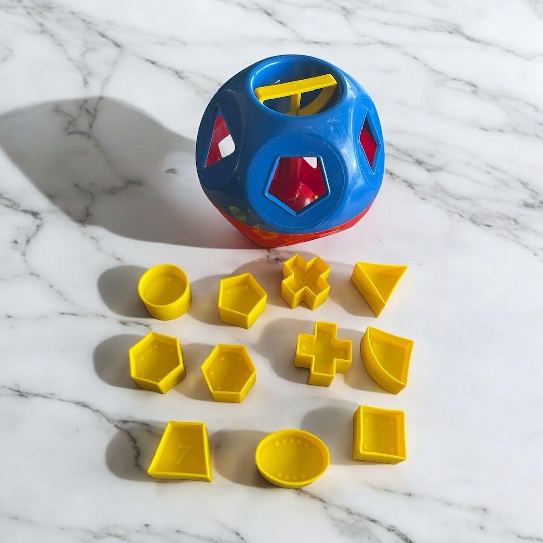 Tupperware Shape Sorter Ball Vintage Complete With 11 Shapes Missing ...