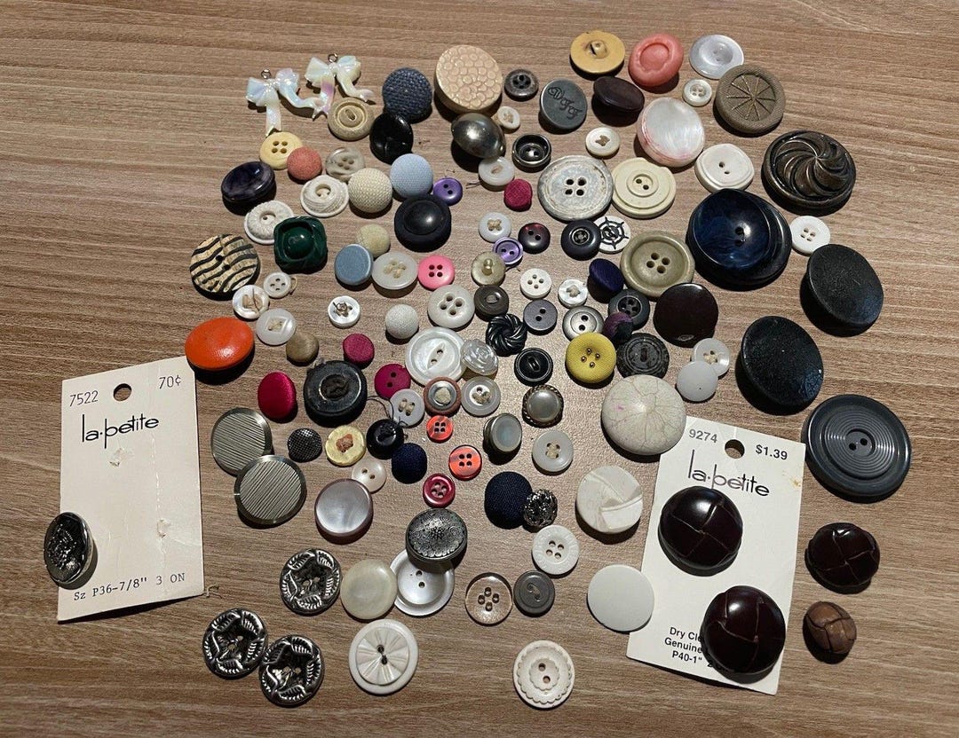 Vintage Lot of Buttons 119 Assorted Shapes, Colors and Sizes Crafting ...