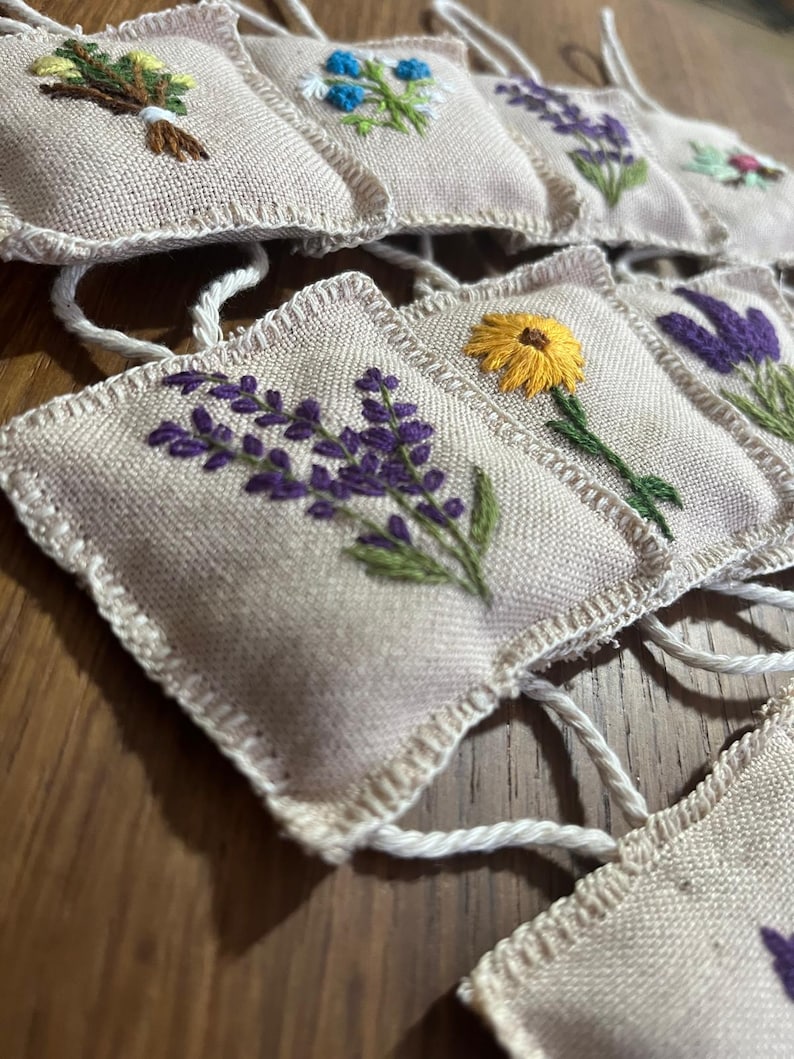 Handmade Embroidered Lavender Sachet Set, Linen Wardrobe Freshener ...