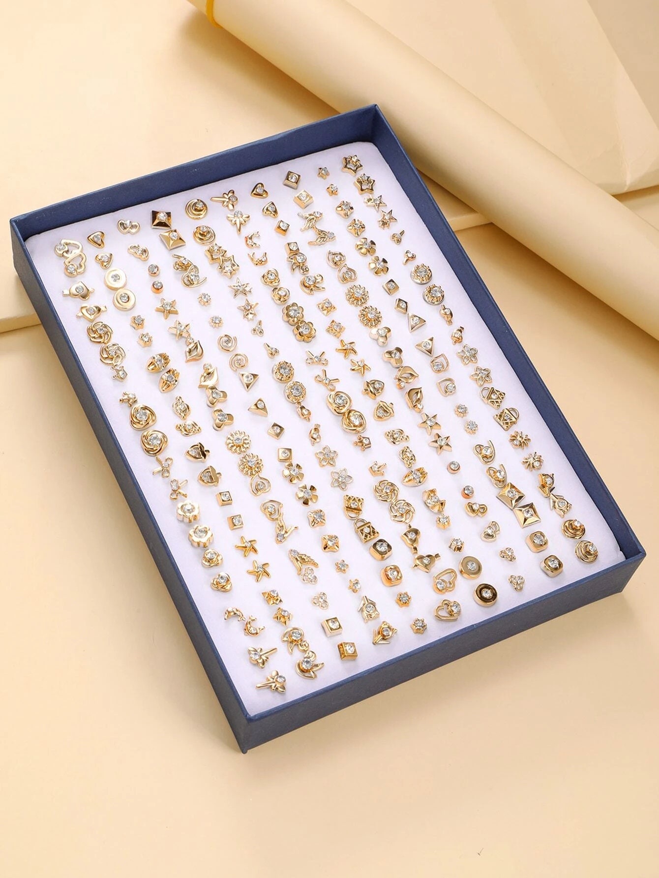Earing Set, Set of 100 Pcs Earing - Etsy
