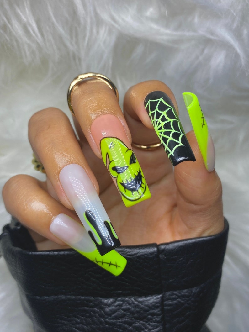 Halloween Oogie Boo Nails/ Halloween Press on Nails - Etsy