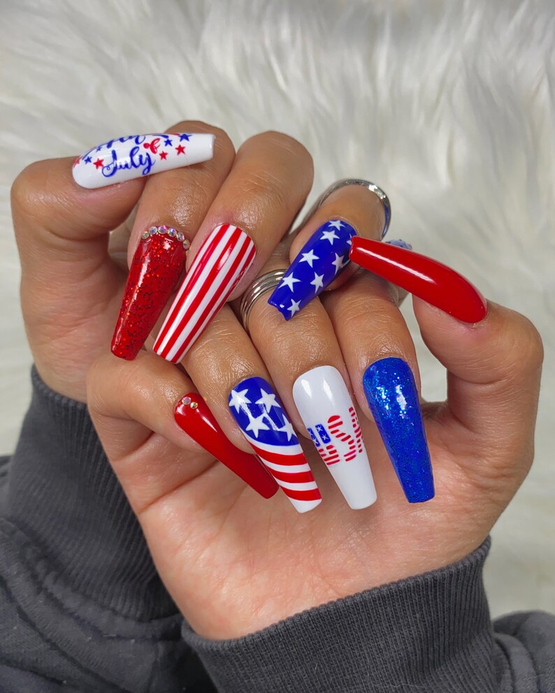 Independence Day Nails/ Red White & BOOM Press on Nails - Etsy