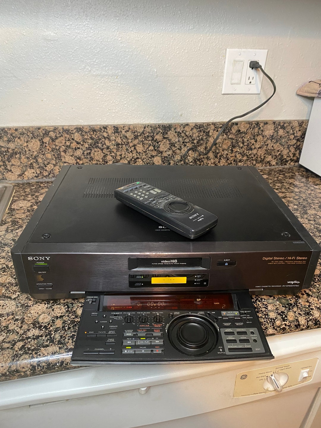 Sony EV-S7000 NTSC Hi8 Stereo VCR Player - Etsy